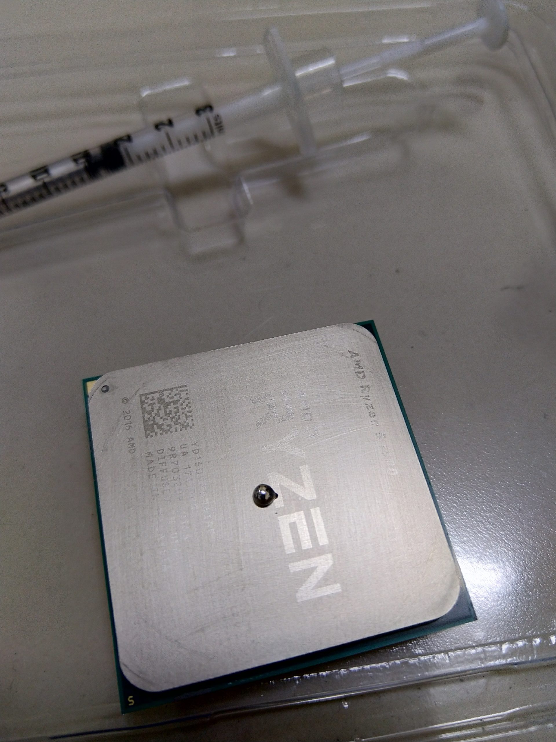 ลองใช้ Coollaboratory Liquid Pro กับฮีตซิ้งค์ลมธรรมดา จะลดความร้อนได้ ...