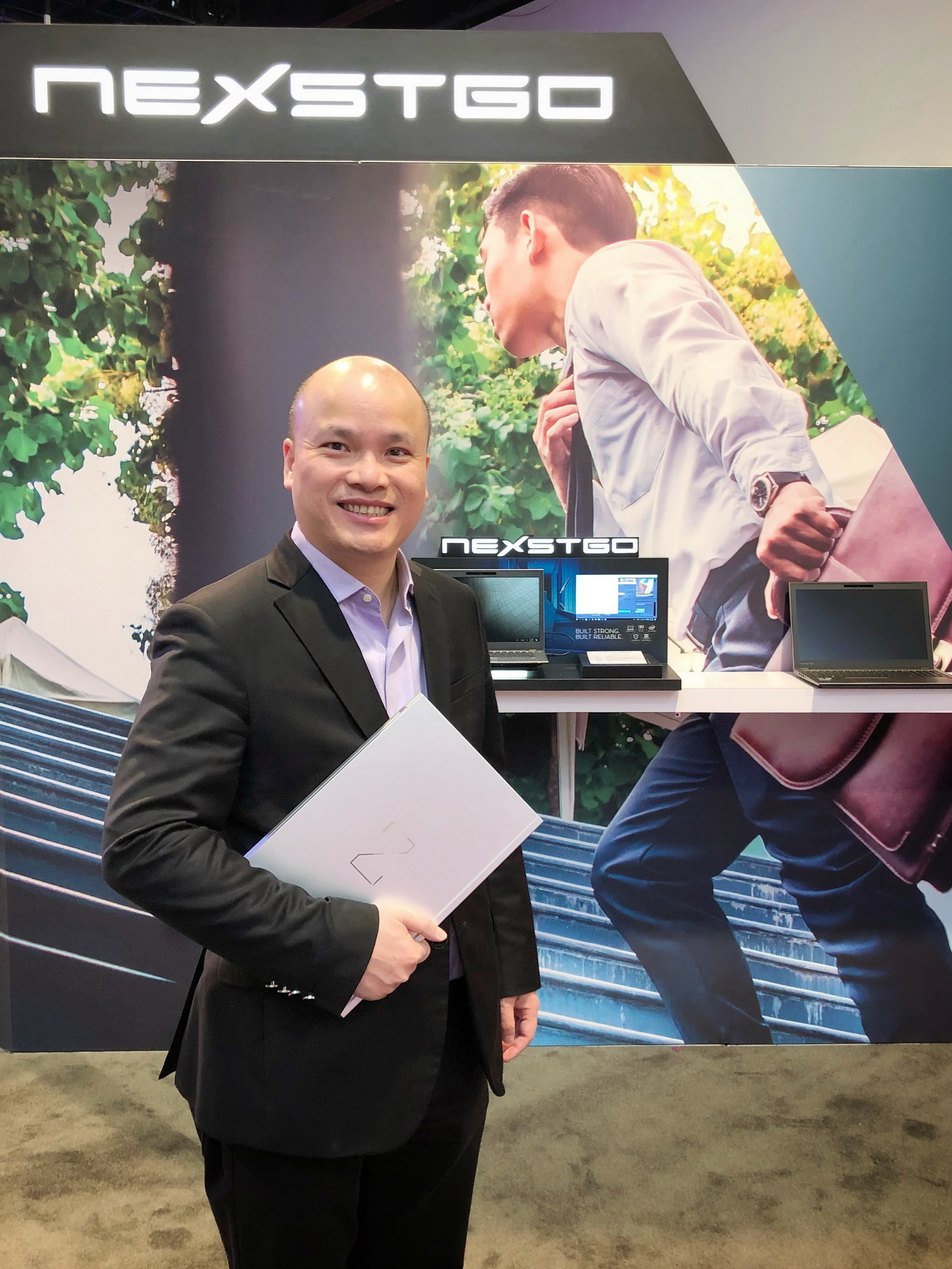 01??.? เล็กซ์ ??? (Alex Ch ung) ซีอีโอข?? Nexstgo - Extreme IT
