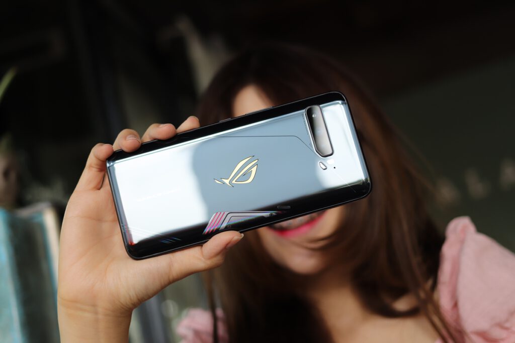 รีวิว ASUS ROG 3 สมาร์ทโฟนสำหรับนักเล่นเกมตัวจริง - Extreme IT
